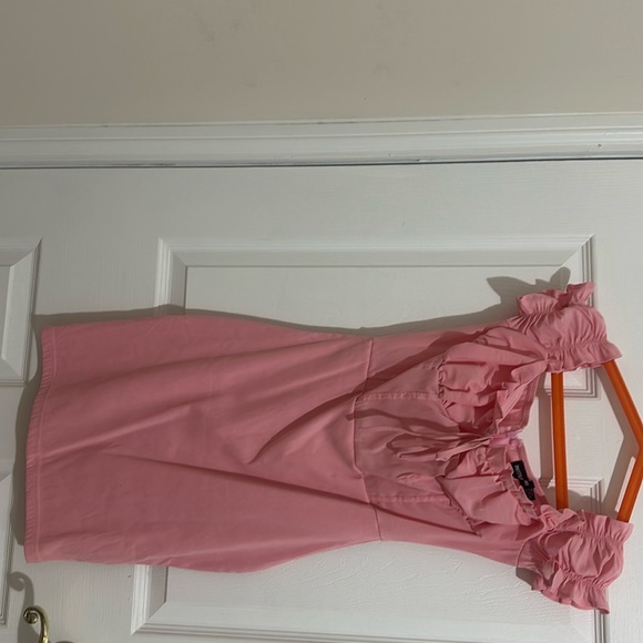 PrettyLittleThing | Dresses | Beautiful Body Fit Pink Dress From Pretty ...